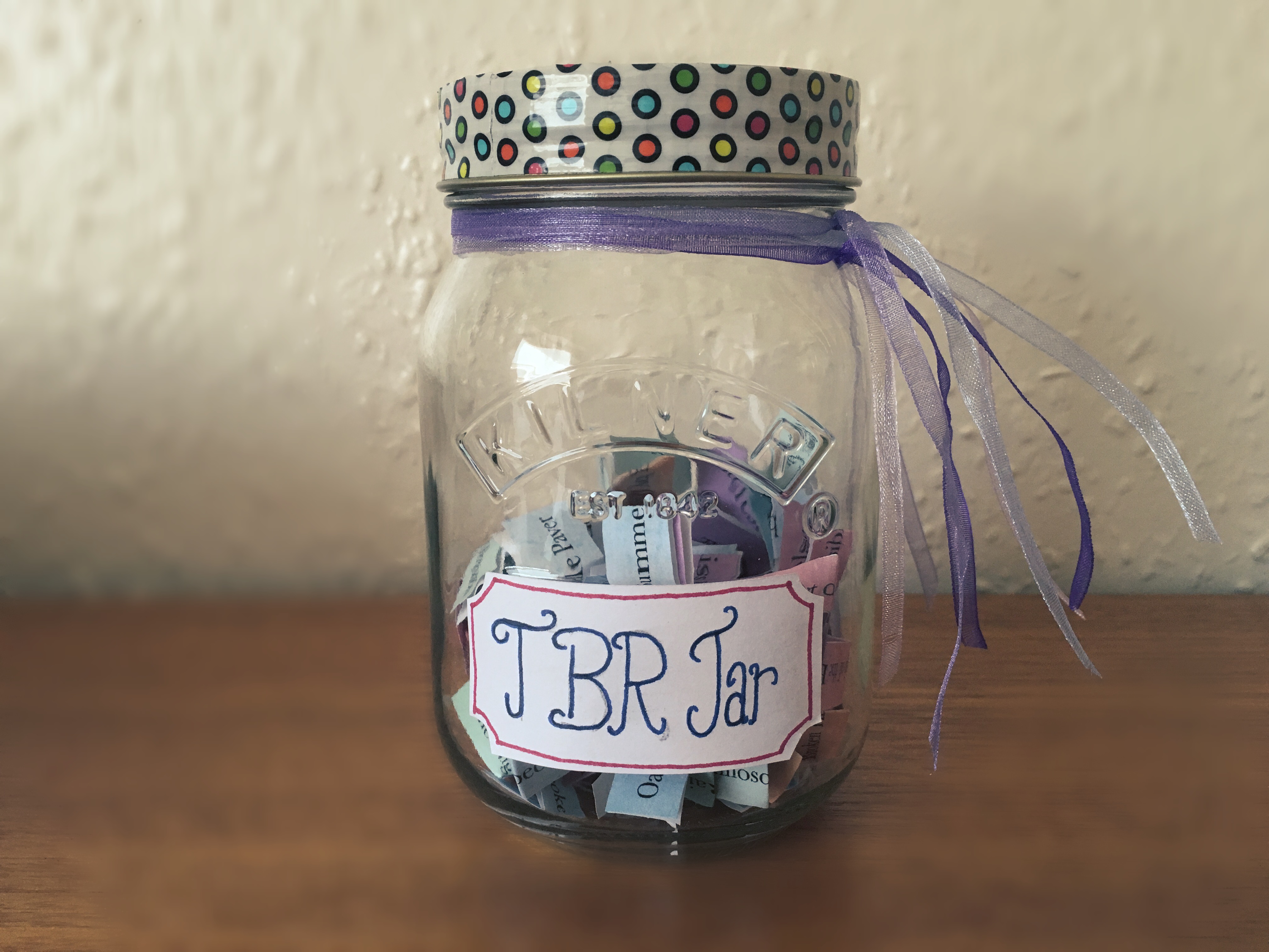 DIY: TBR Jar – Loisreadsbooks